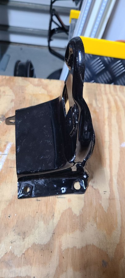 4 speed shifter mount bracket Q - CorvetteForum - Chevrolet Corvette ...