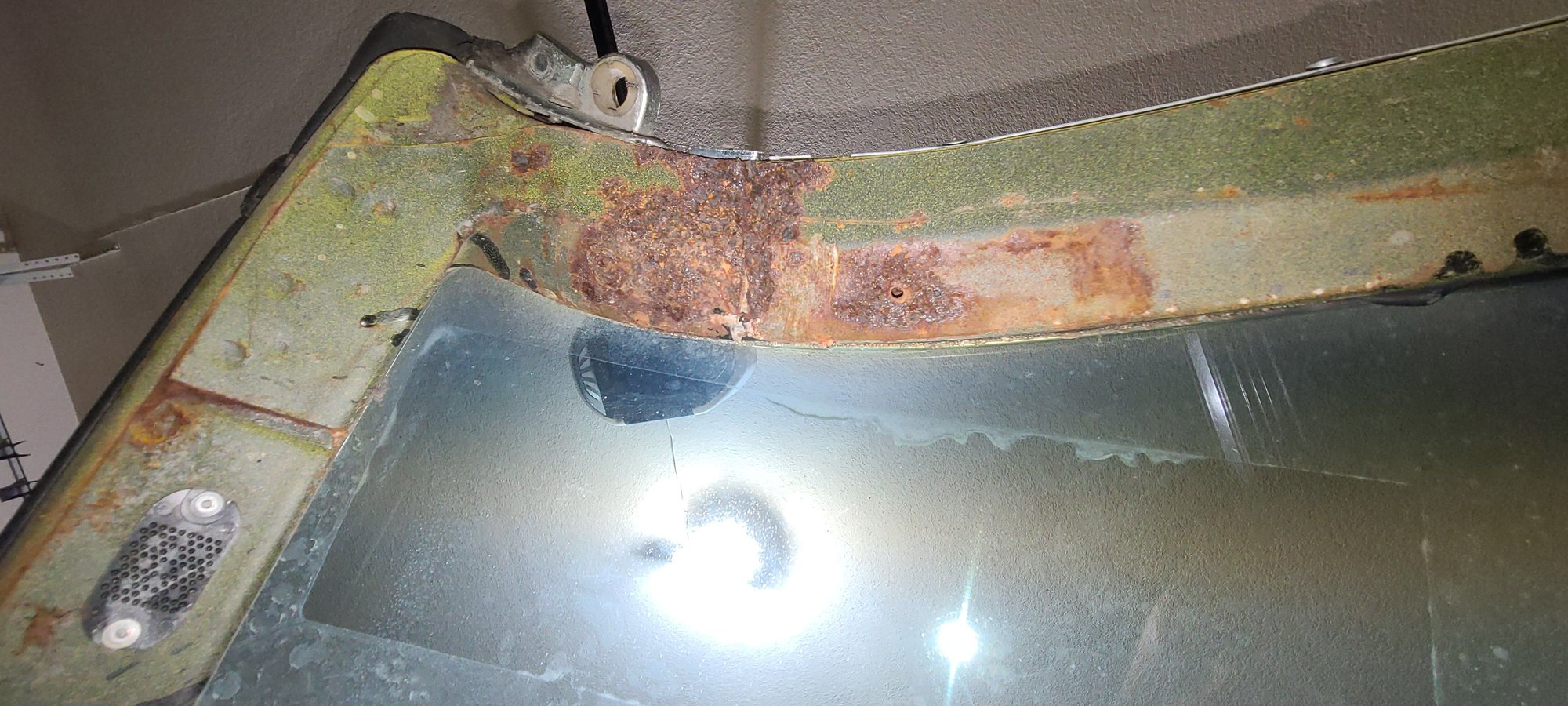 Birdcage and windshield frame rust - CorvetteForum - Chevrolet Corvette ...