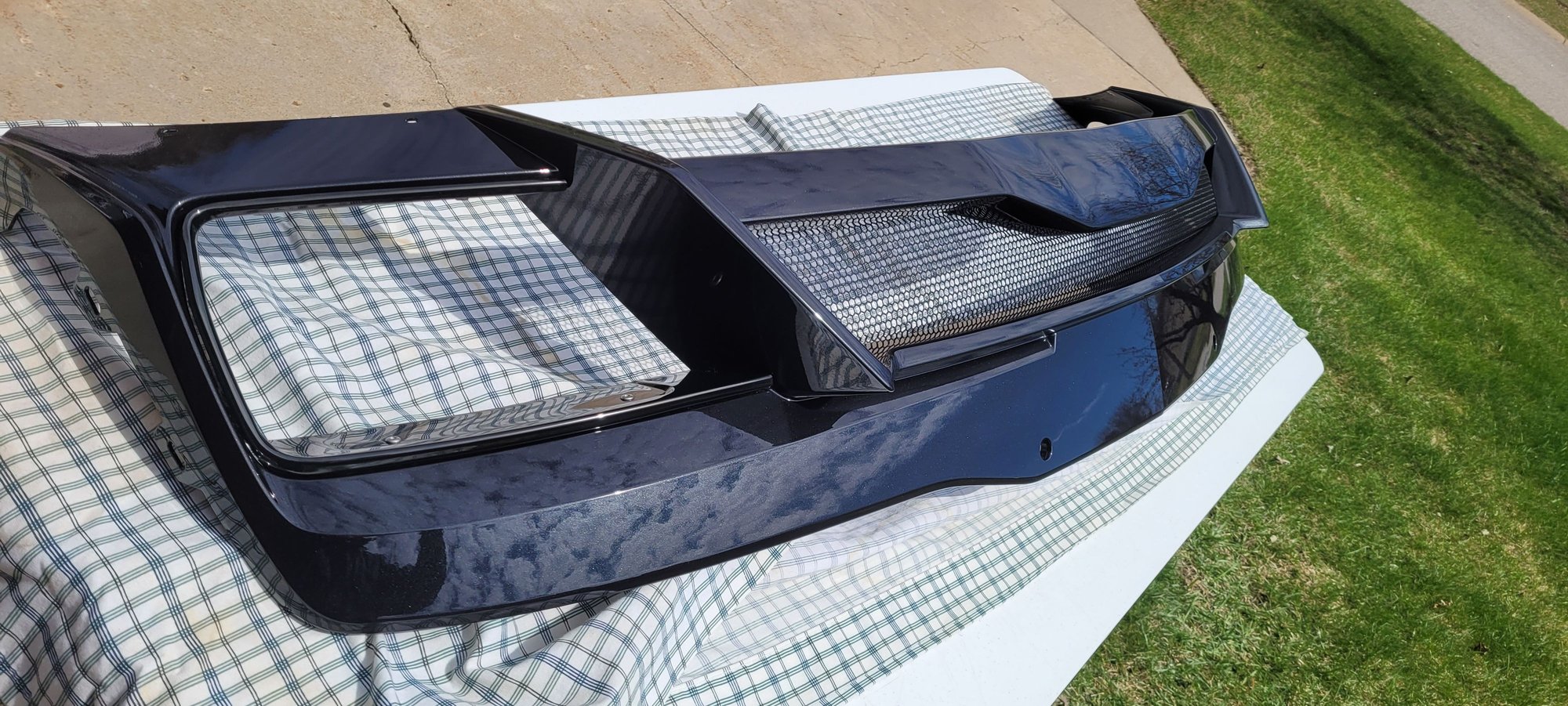FS (For Sale) C8 Stingray rear lower cover (fascia) - CorvetteForum ...
