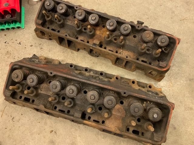 Help identifying 69 build date 186 heads - CorvetteForum - Chevrolet ...