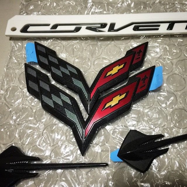 2015 C7 Corvette Carbon Flash Emblem Kits (EYT) Available @ CULTRAG ...