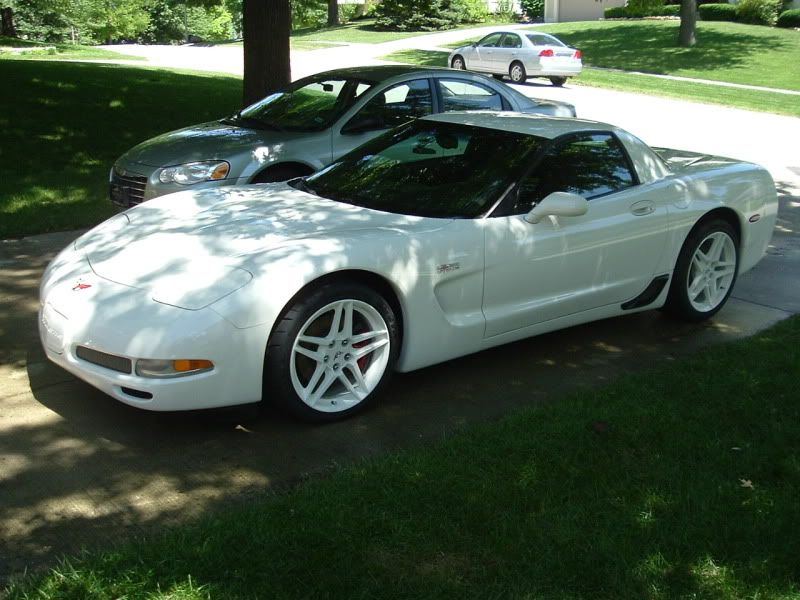 White on white. - CorvetteForum - Chevrolet Corvette Forum Discussion