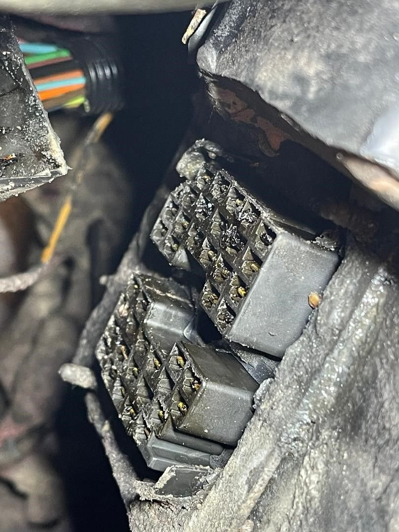 1980 Corvette Common Mode Power Failure, Windows, Hazards, Stereo ...