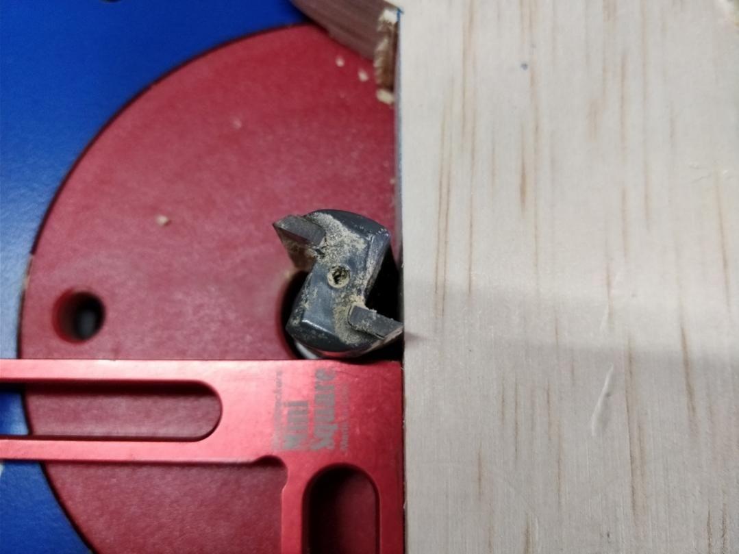 Advice on routing a rabbit/slot at the edge... - DoItYourself.com ...