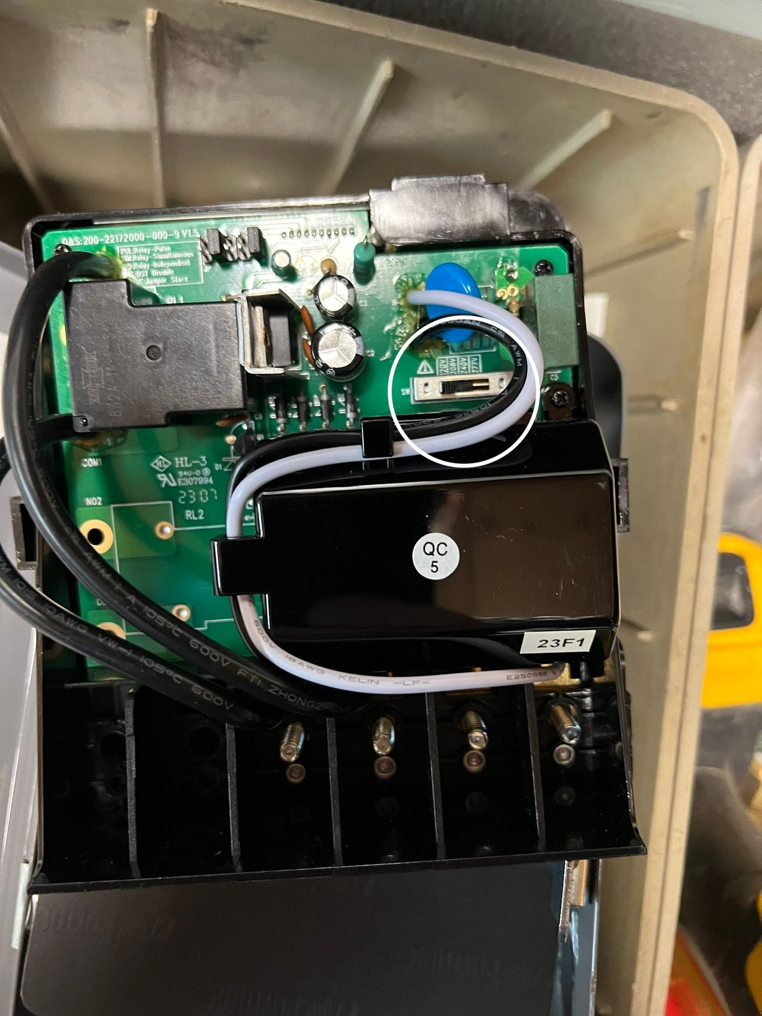 240v Outdoor Lights - converting from mechanical timer to digital timer - DoItYourself.com ...