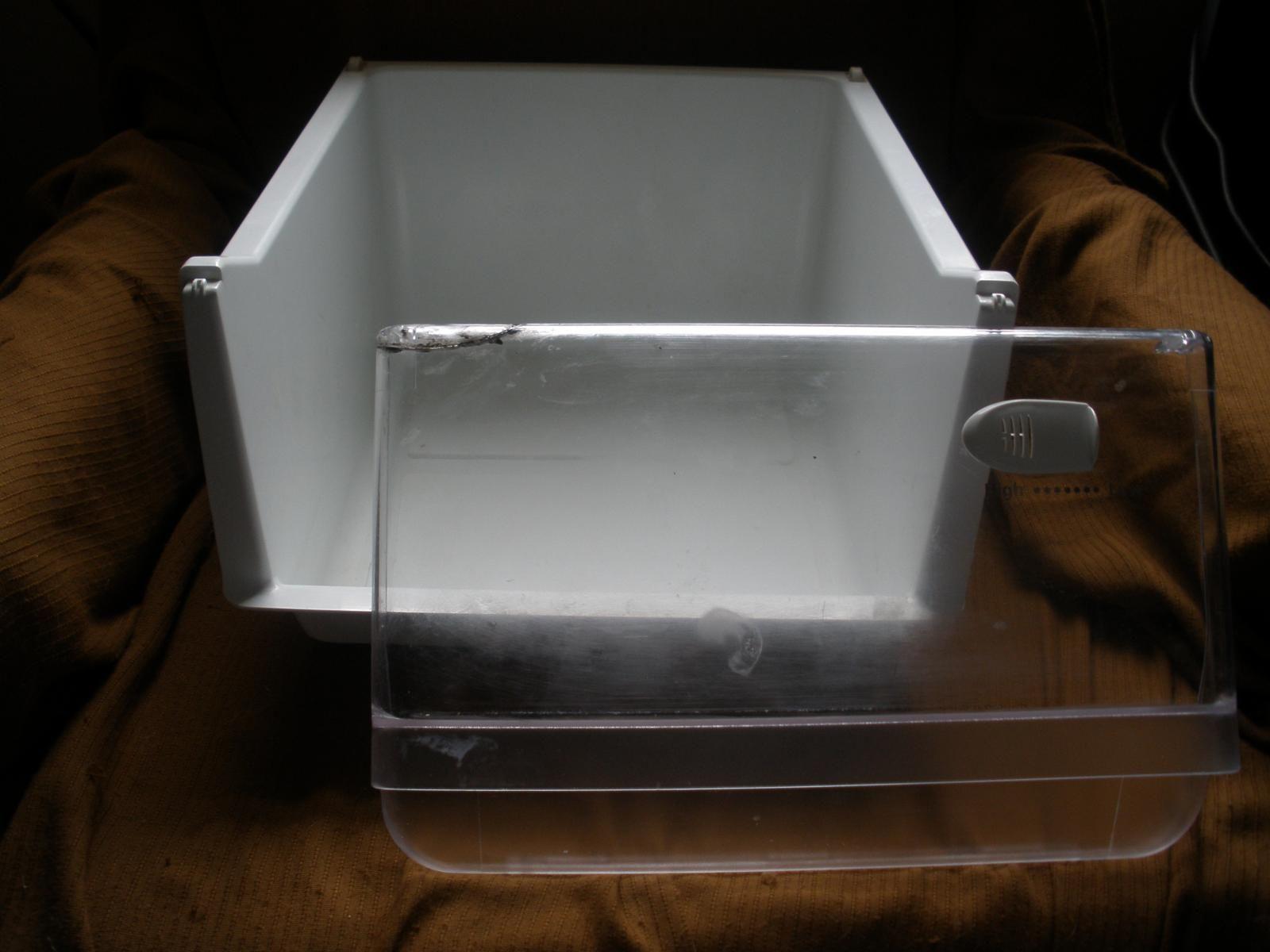 Samsung Refrigerator, Model RB2055SL/XAA – Replacing Covers on Drawers ...