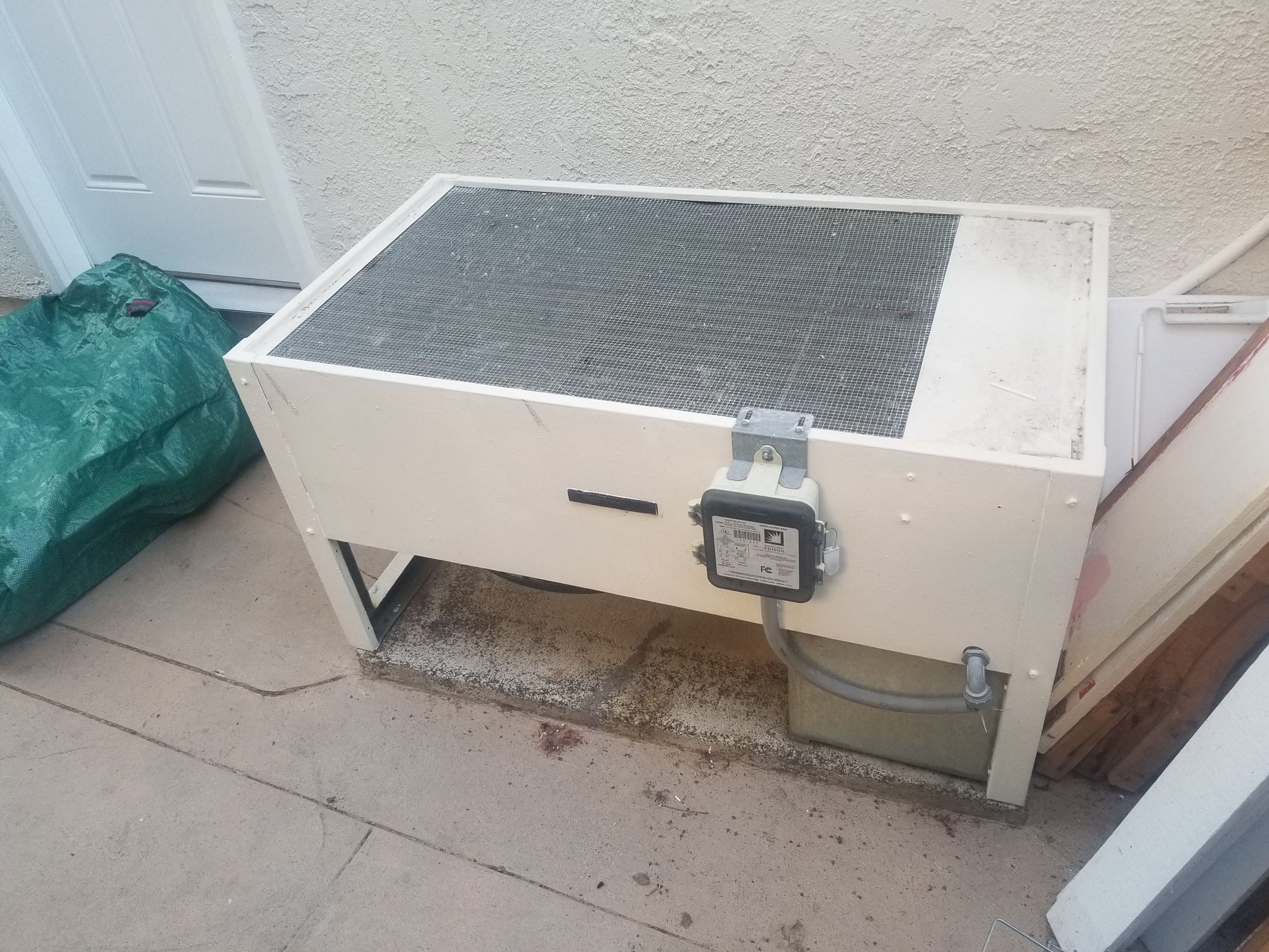 Fan Not Working - Old Magic Chef Air Condensing Unit - DoItYourself.com ...