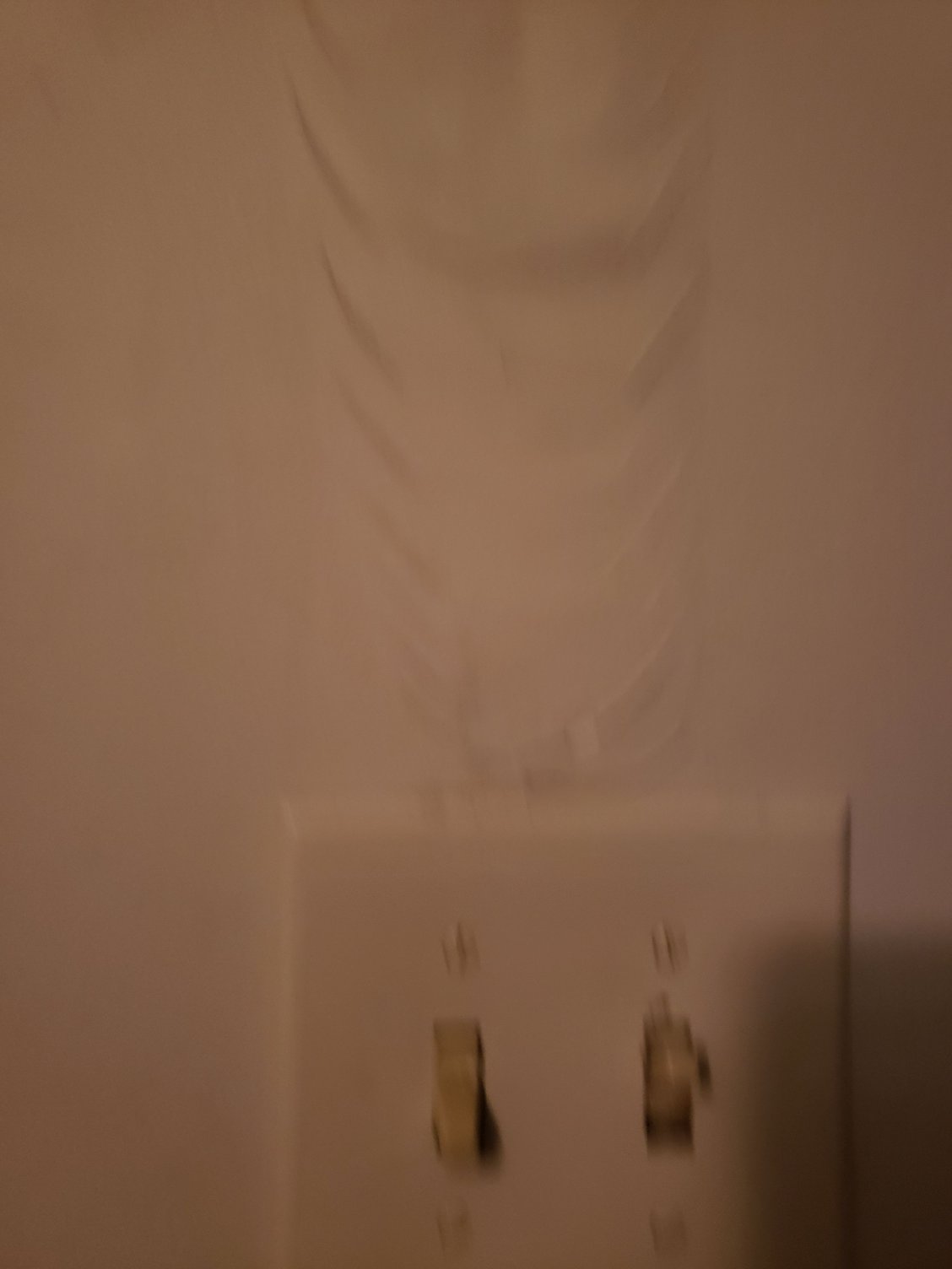 Sudden strange pattern on interior wall - DoItYourself.com Community Forums