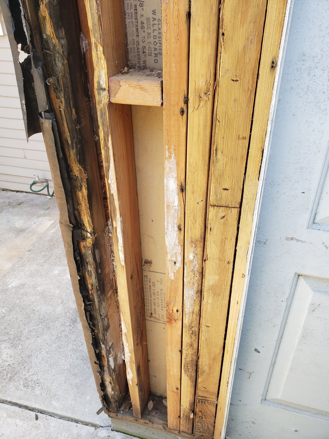 Rotten Corner Stud - small spaces - DoItYourself.com Community Forums
