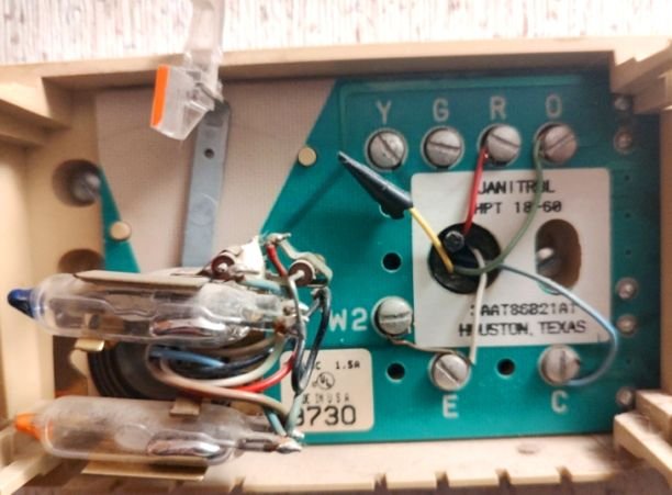 Help with updating a thermostat... From old Janitrol to Honeywell ...