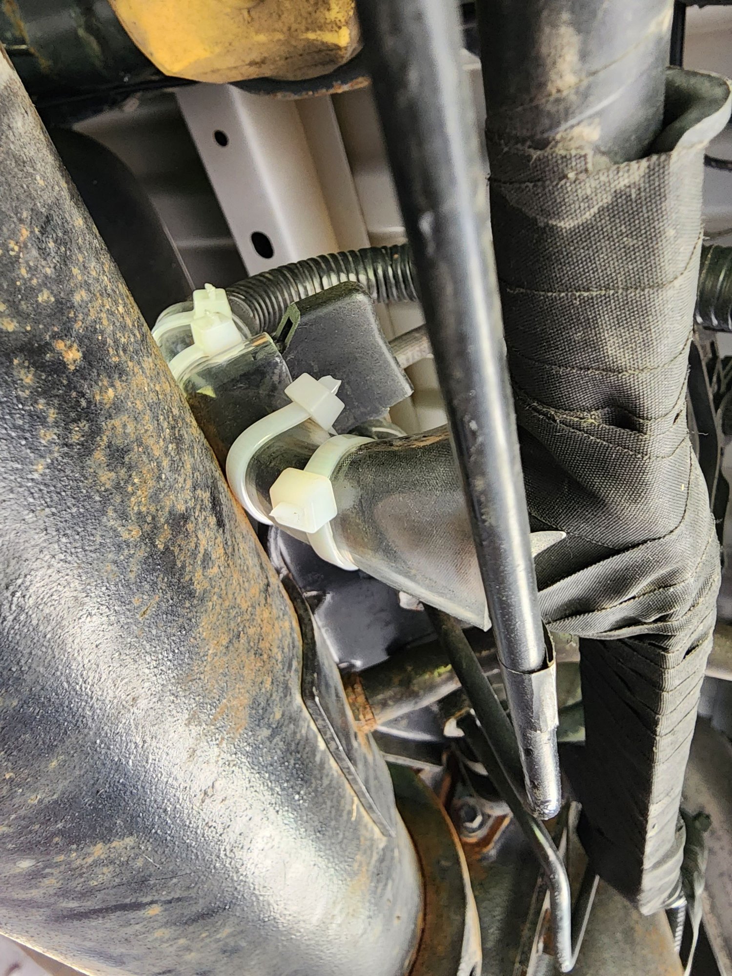 Ford recalls 870k 2021-23 F-Series trucks for parking brake issue ...