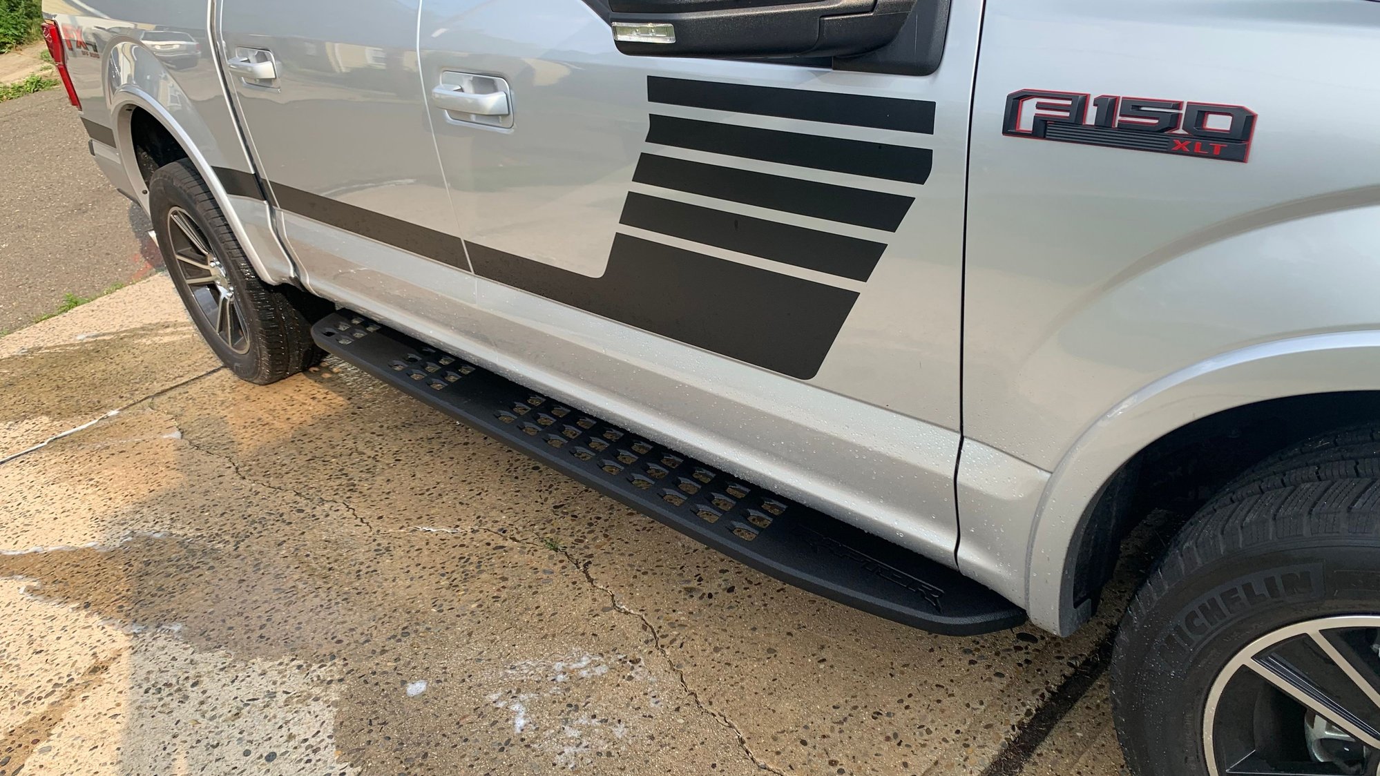 Raptor running boards on a F150 Screw - Ford F150 Forum - Community of ...