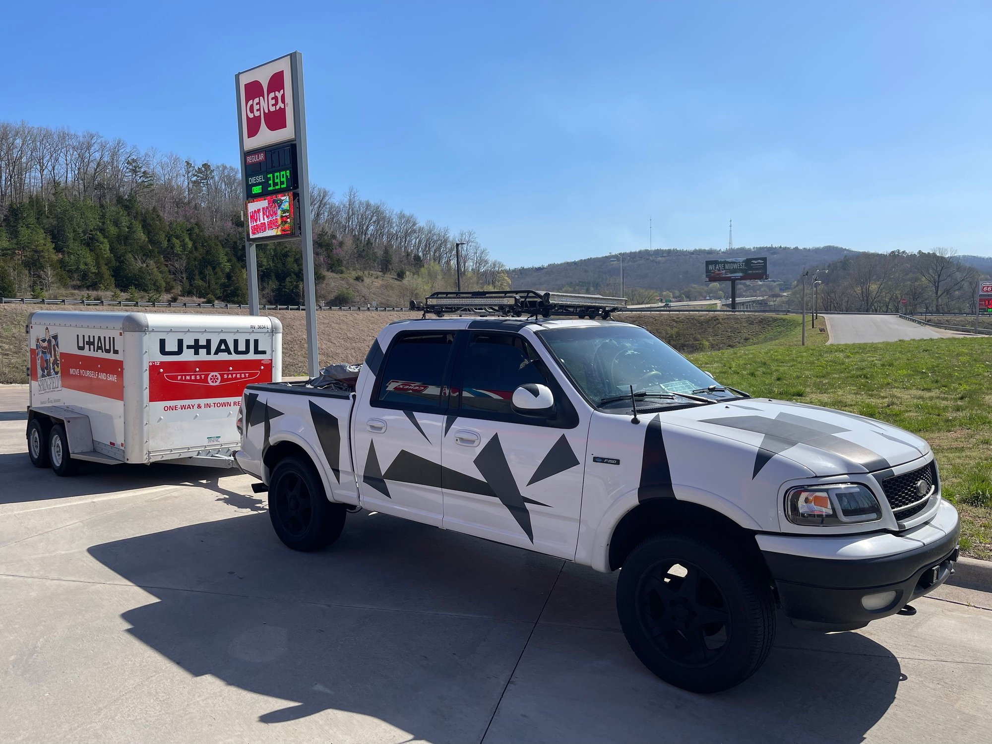 288,000 miles on the clock, an overloaded 6x12 Uhaul, and 1600 miles to ...