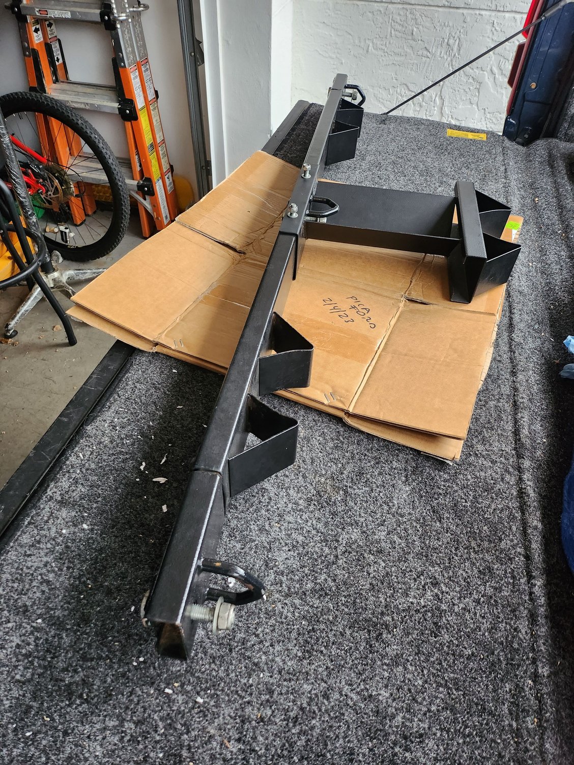 Southeast Black widow motorcycle tie-down rack - Ford F150 Forum ...