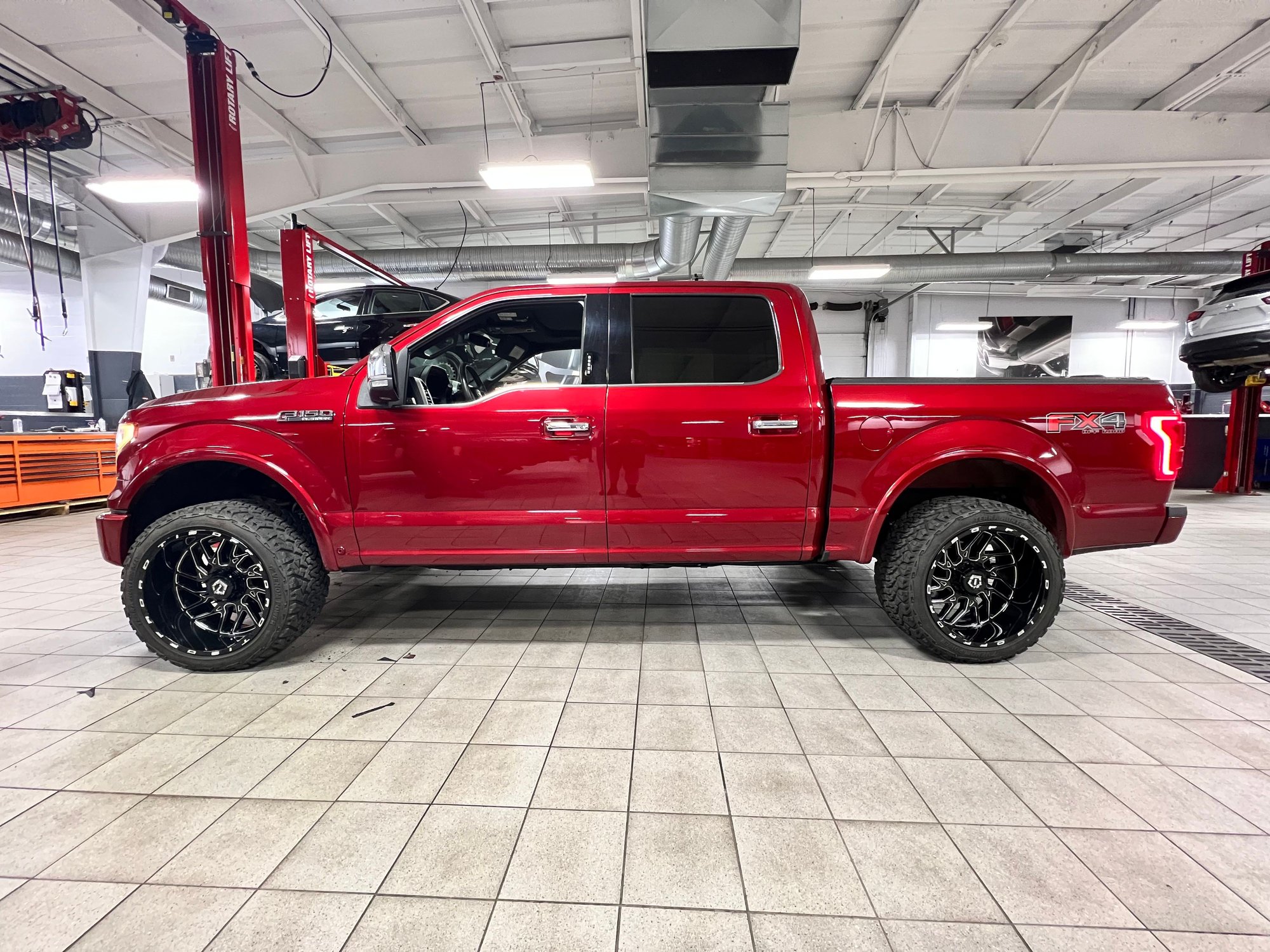 North Central For sale wheels and tires 22x12 tis 544bm with venom xt ...