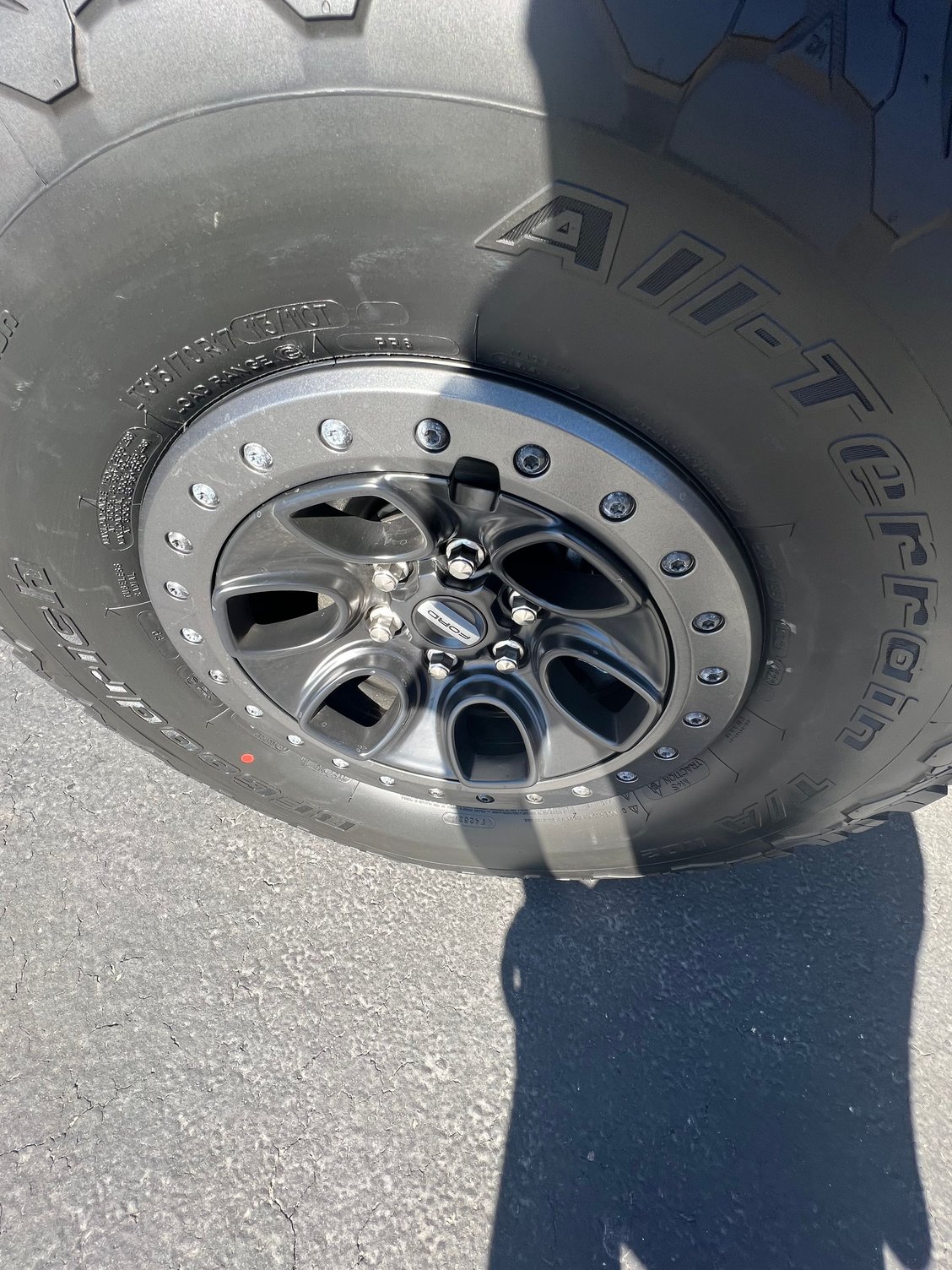 Southwest 2023 Raptor Tires and Wheels Take Offs - Ford F150 Forum ...