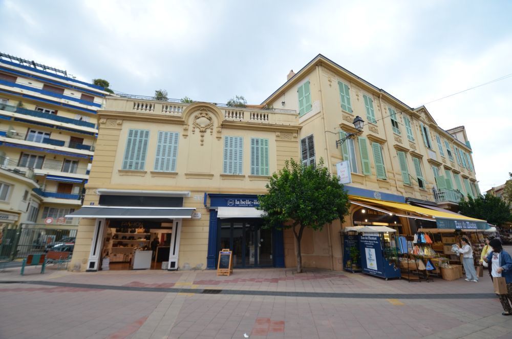 Endless jet set and glamour - or just a few fill-ins? - Page 5 ...