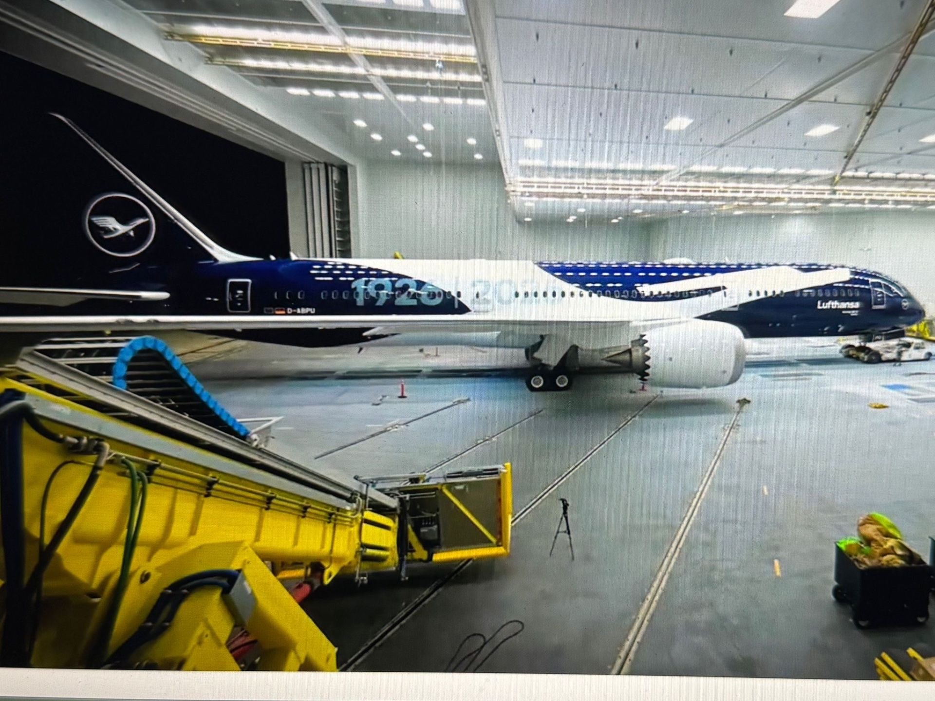 Special Livery: 100 Years of Lufthansa - FlyerTalk Forums