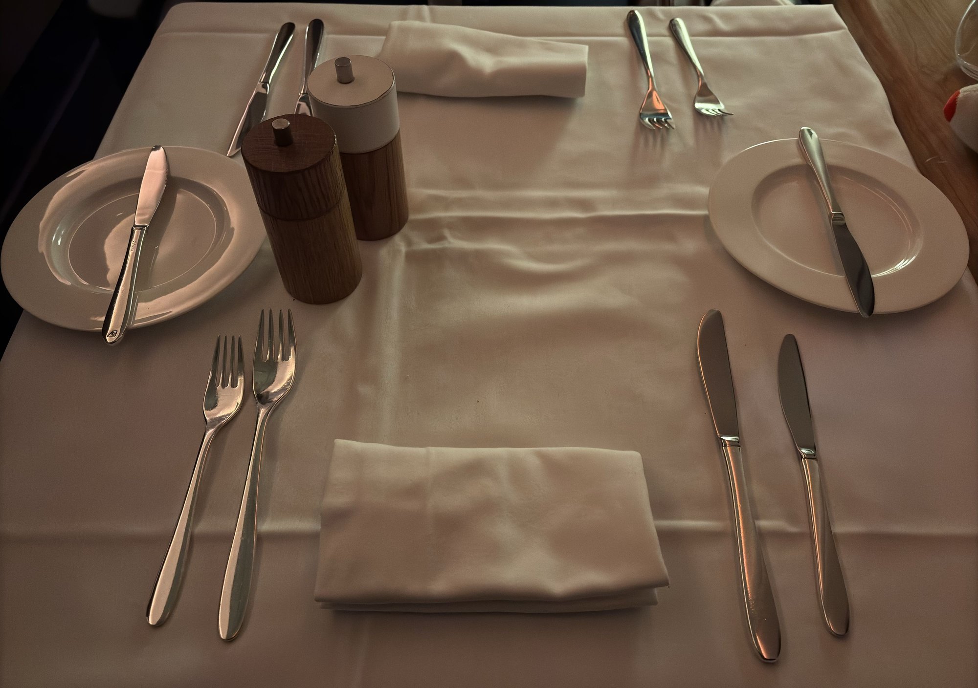 A lot of First: BOS-ORD-ZRH-HKG/PVG-ZRH-BOS - FlyerTalk Forums