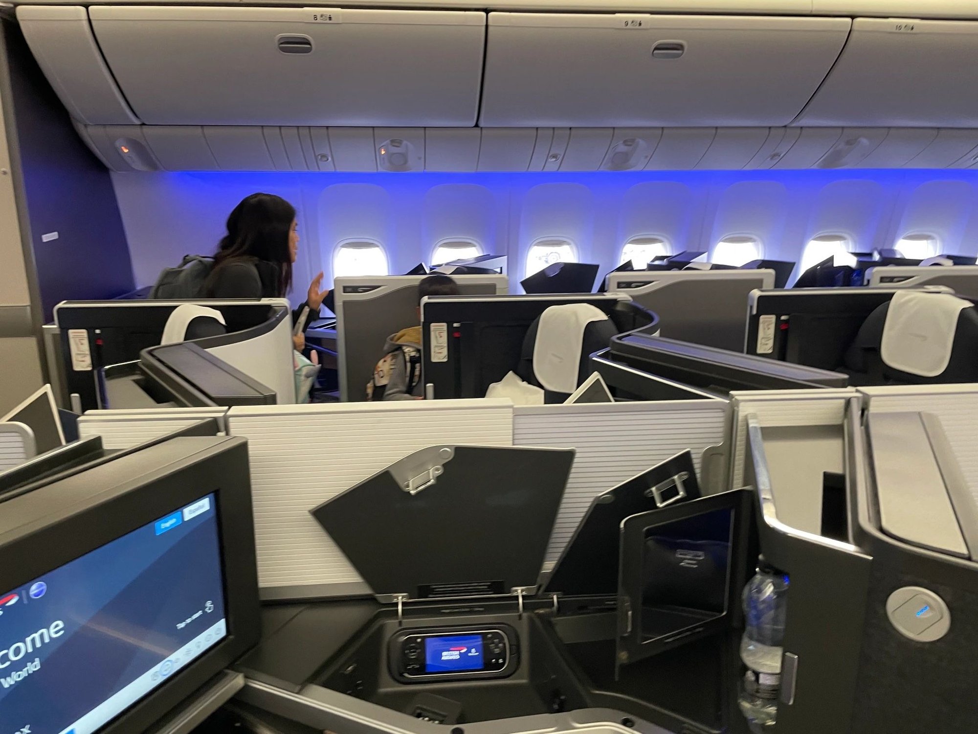Seating guide: BA Boeing 777-200 B772 | 777-300 B77W - Page 111 ...