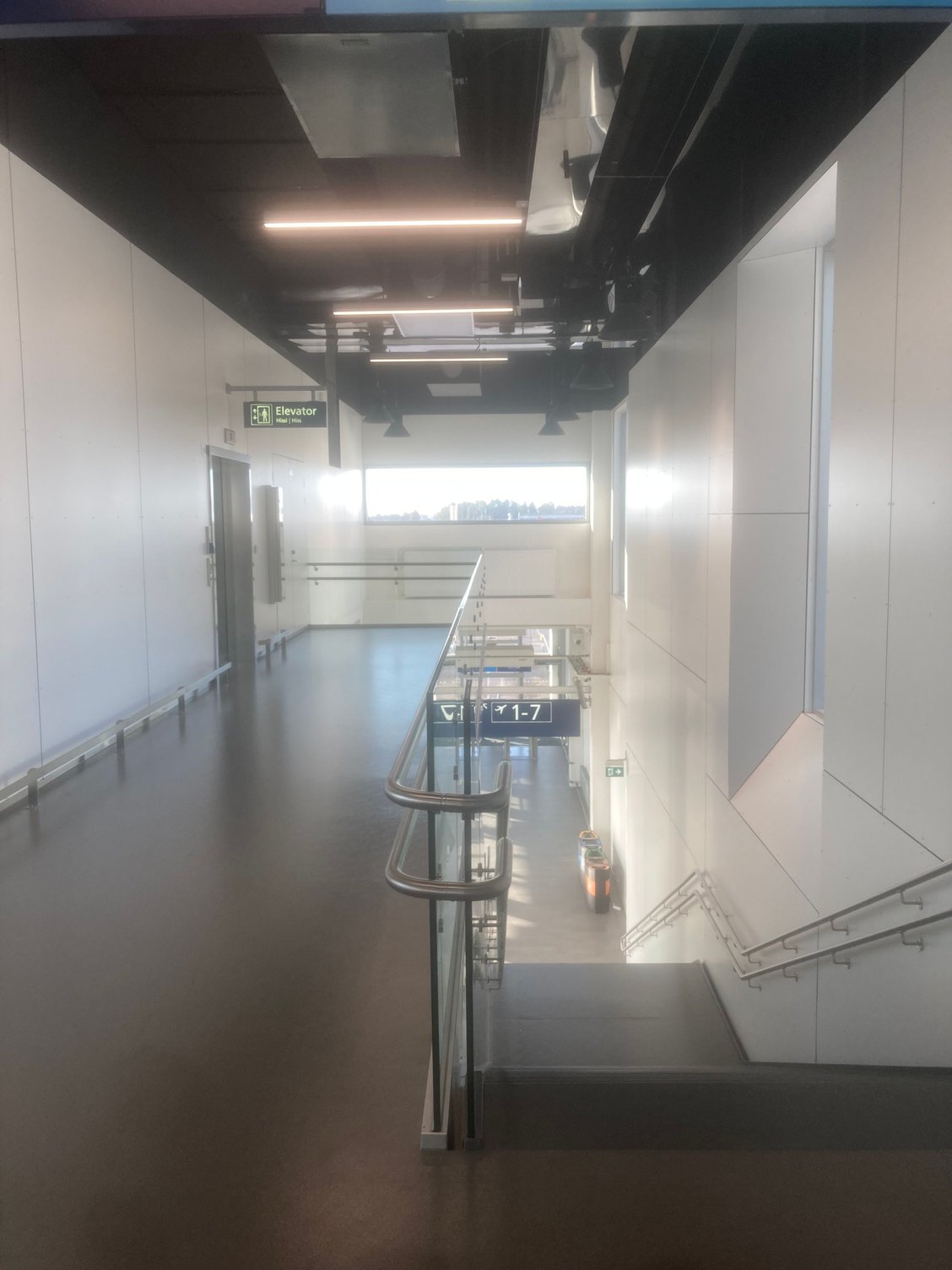 Airports that require long walks - Page 5 - FlyerTalk Forums