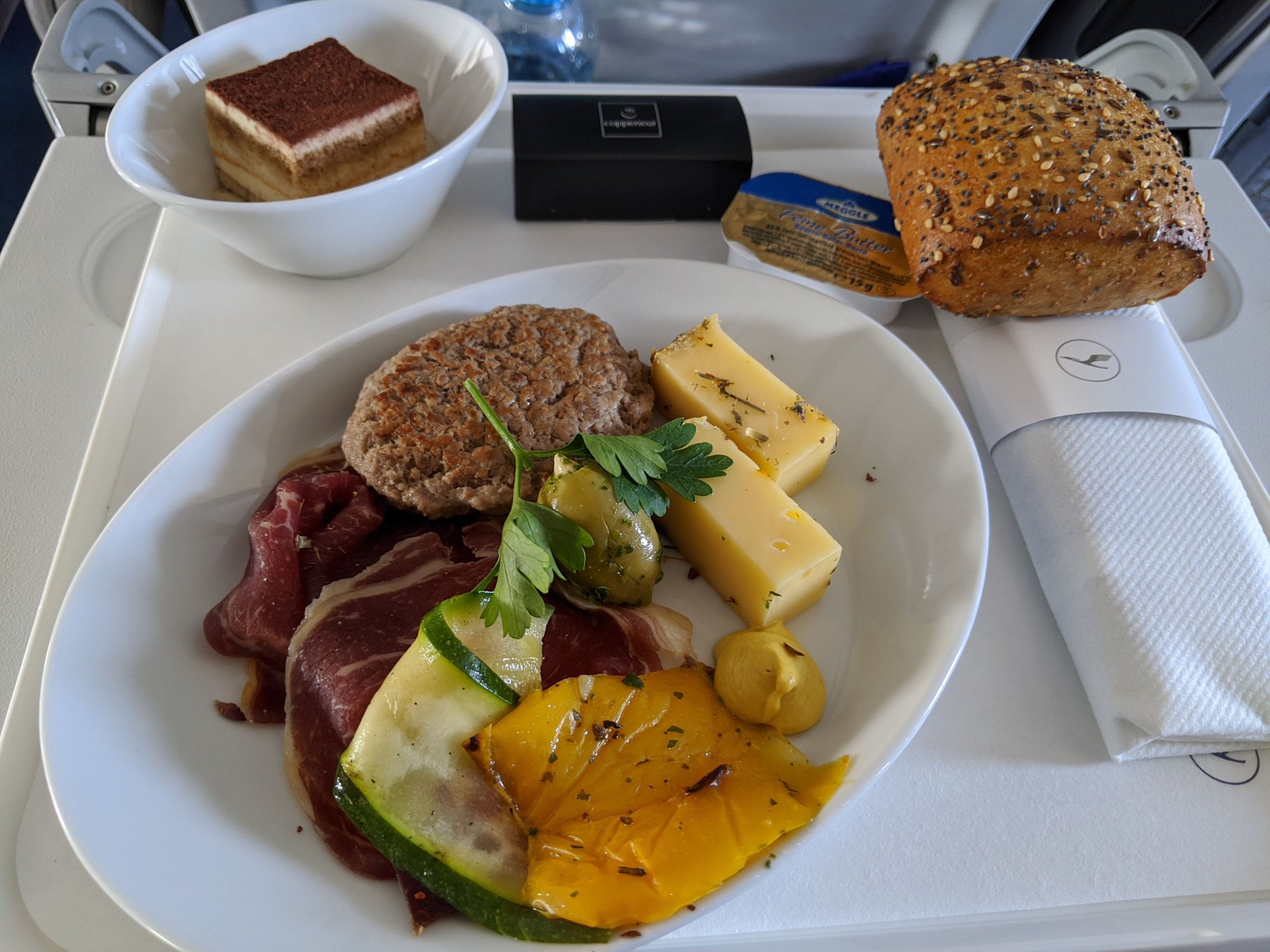 The Lufthansa Longhaul Menu Thread (business class / first class ...