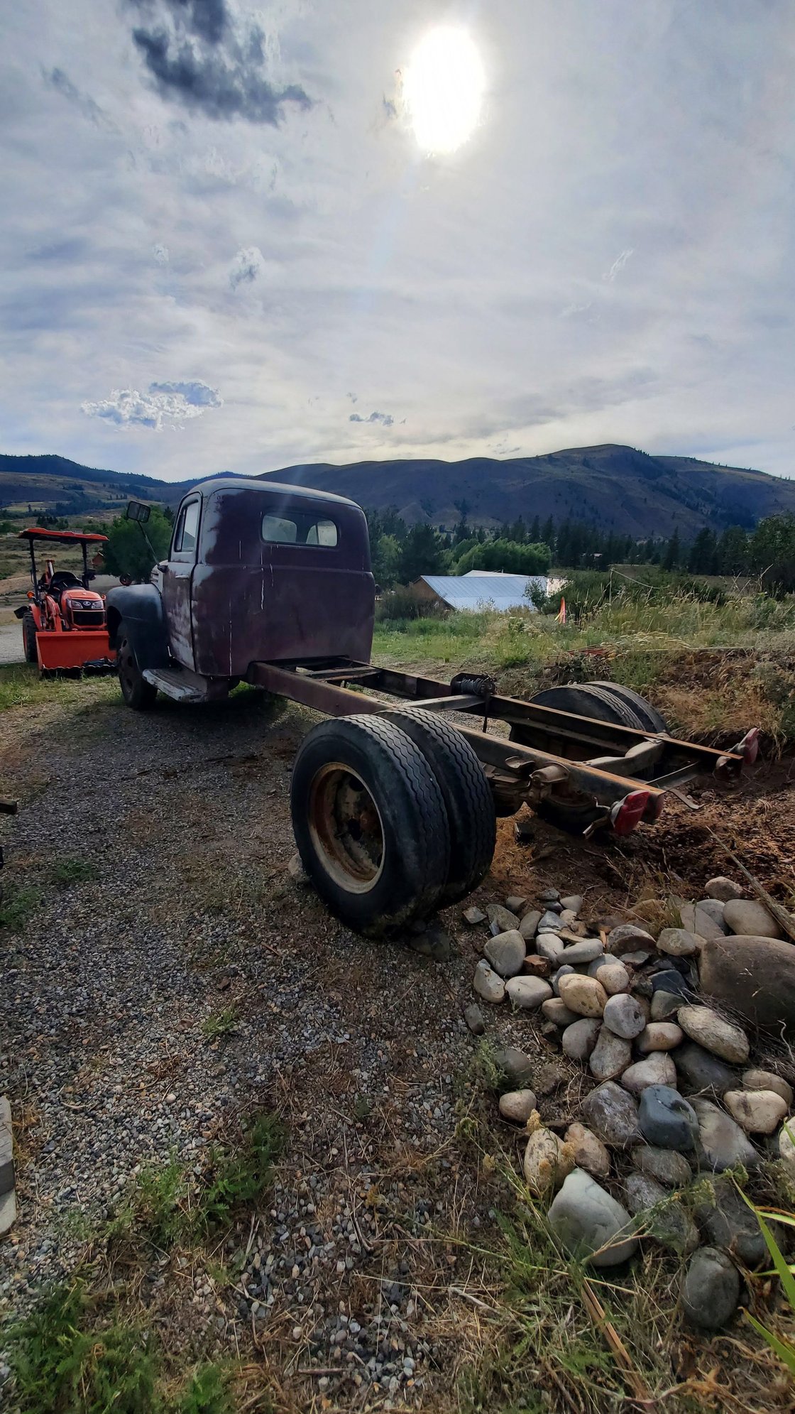 1949 F5 on 1997 FL60 chassis - Ford Truck Enthusiasts Forums