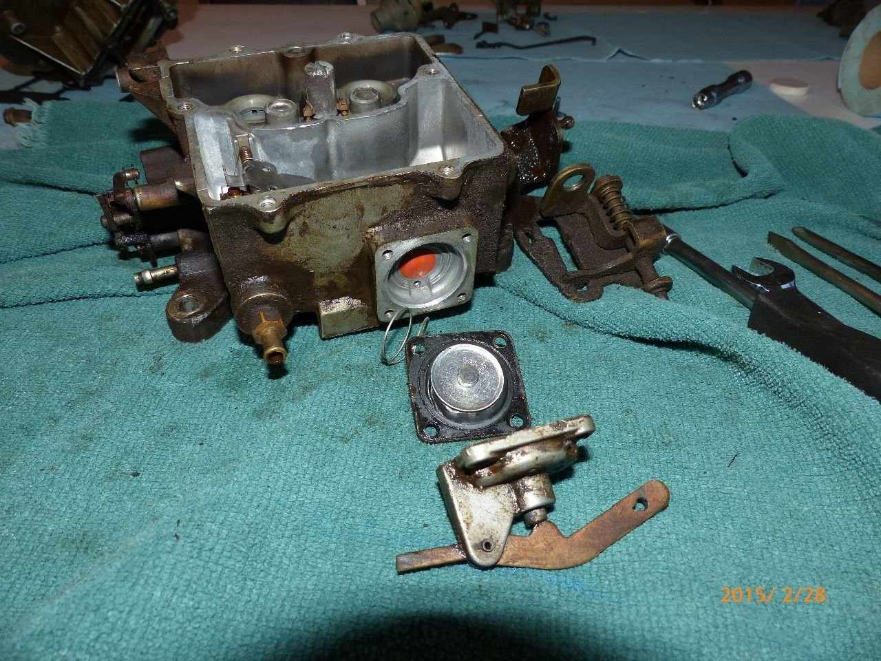 Stock 351M Vacuum Leak? New 4 BBL? - Ford Truck Enthusiasts Forums