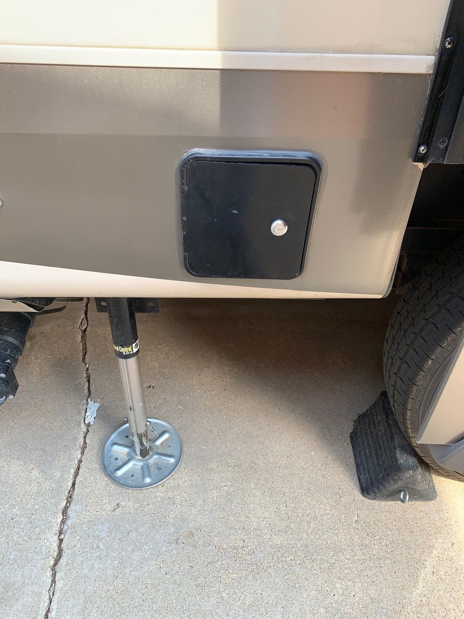 Unknown side door - Ford Truck Enthusiasts Forums