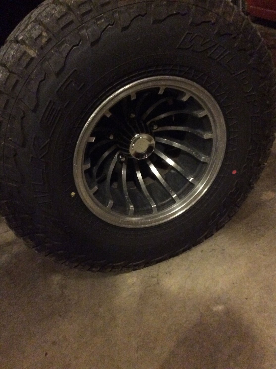 Western Cyclone wheel center caps - Ford Truck Enthusiasts Forums