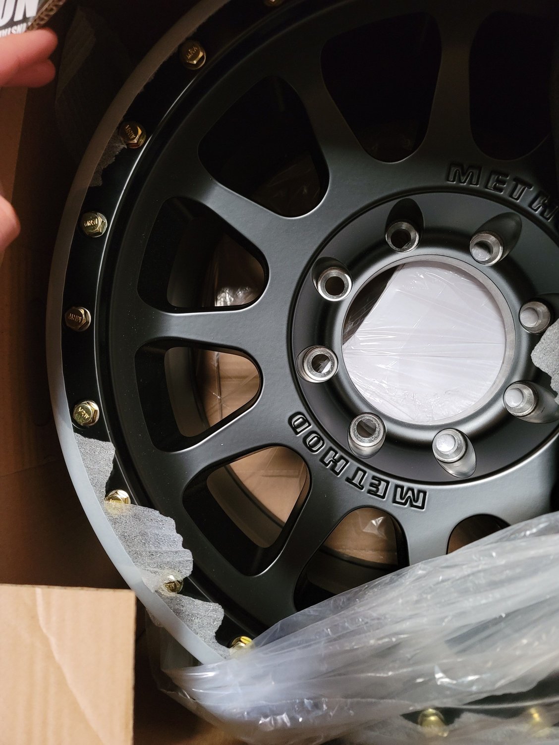 Brand new 2022 F-250 Platinum Tremor gets ALL the MODS - Ford Truck ...