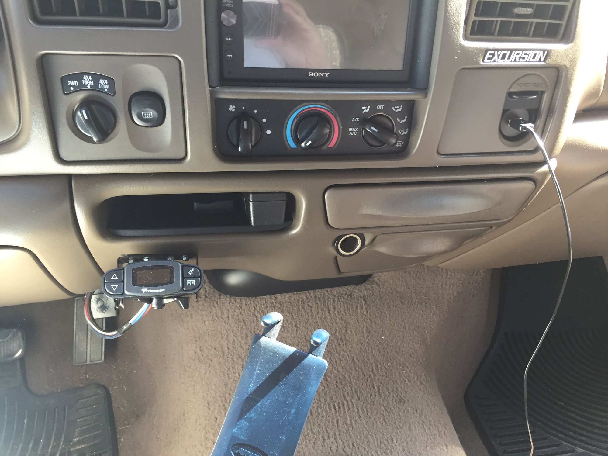 F650 dash and gauge install - Ford Truck Enthusiasts Forums