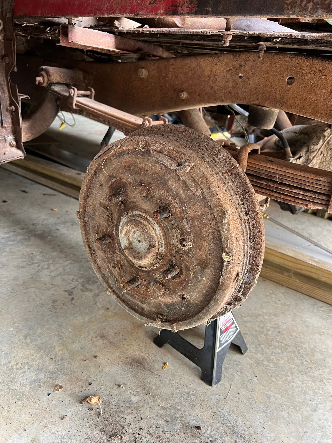 52 F1 Rear Brakes - Ford Truck Enthusiasts Forums