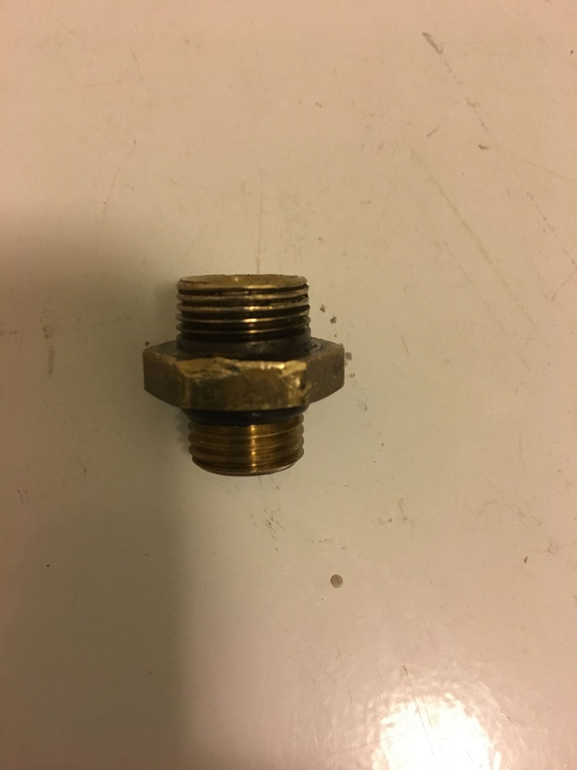 Injection pump inlet fittings Help - Ford Truck Enthusiasts Forums