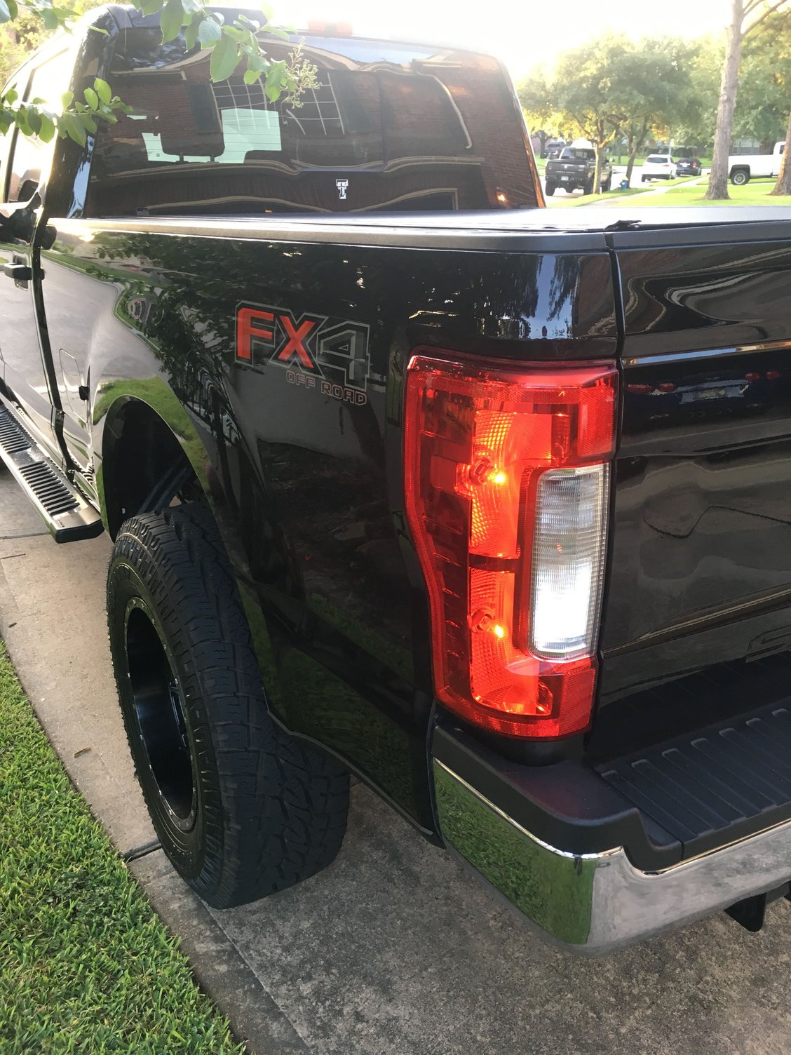 Jackknife damage from turning while towing - Ford Truck Enthusiasts Forums