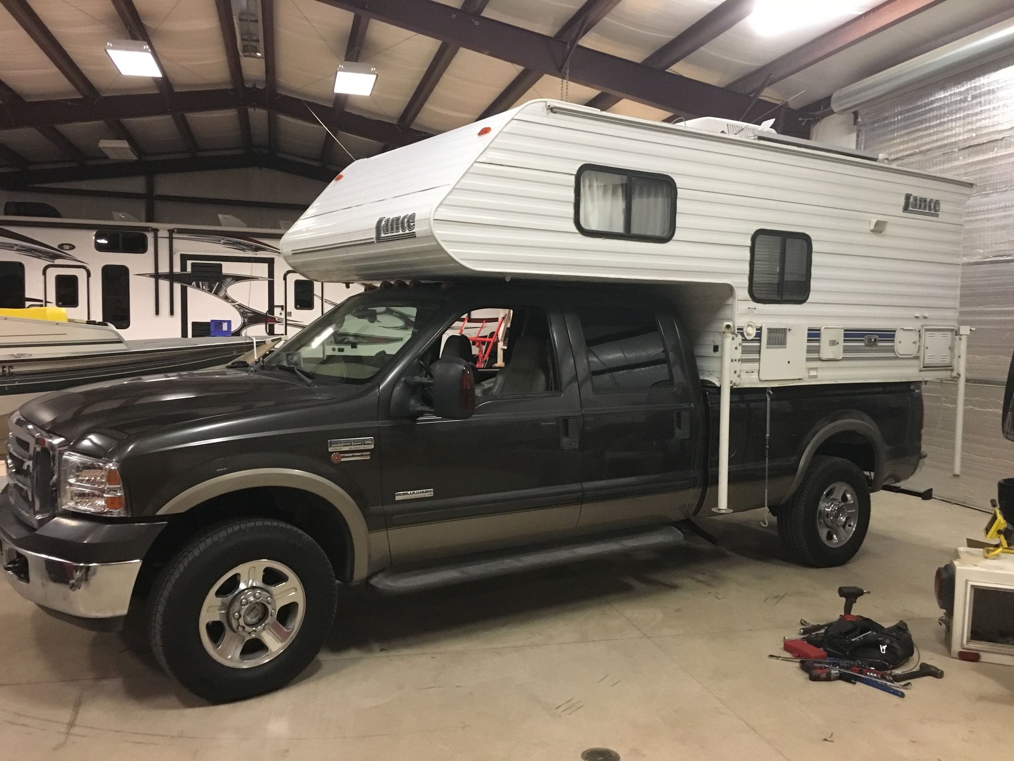 Lance 815 Slide in - Ford Truck Enthusiasts Forums