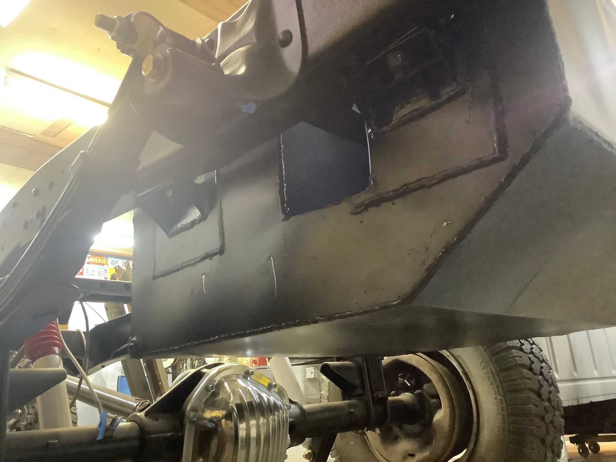 Aerotank highboy tank hitting bed structure - Ford Truck Enthusiasts Forums