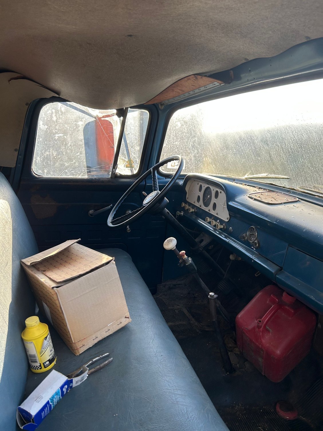 Floor mats for f600 - Ford Truck Enthusiasts Forums