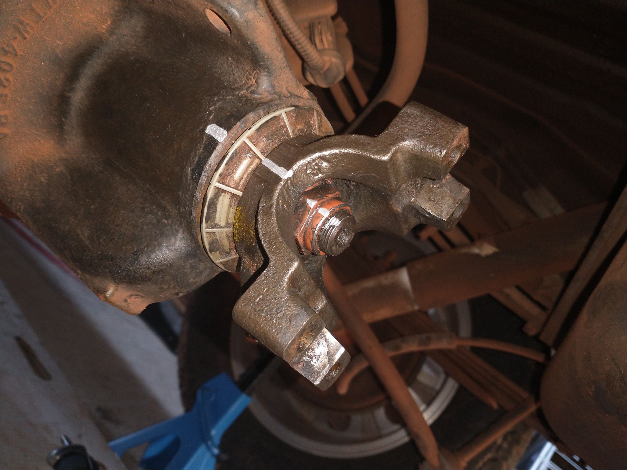 Question on rear diff pinion flange - Ford Truck Enthusiasts Forums