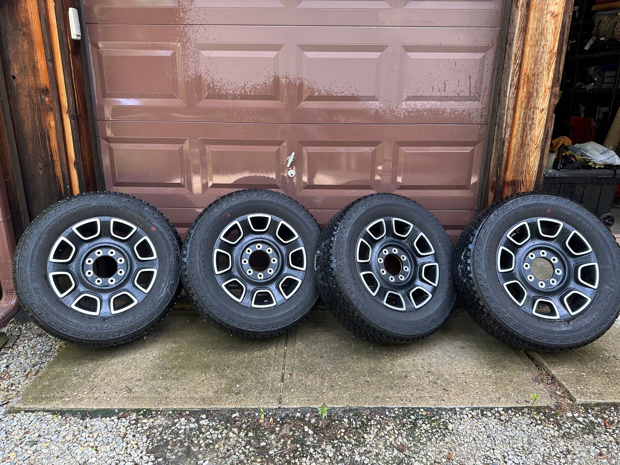 2024 Ford F-350 Platinum OEM Wheels and tires - Ford Truck Enthusiasts ...