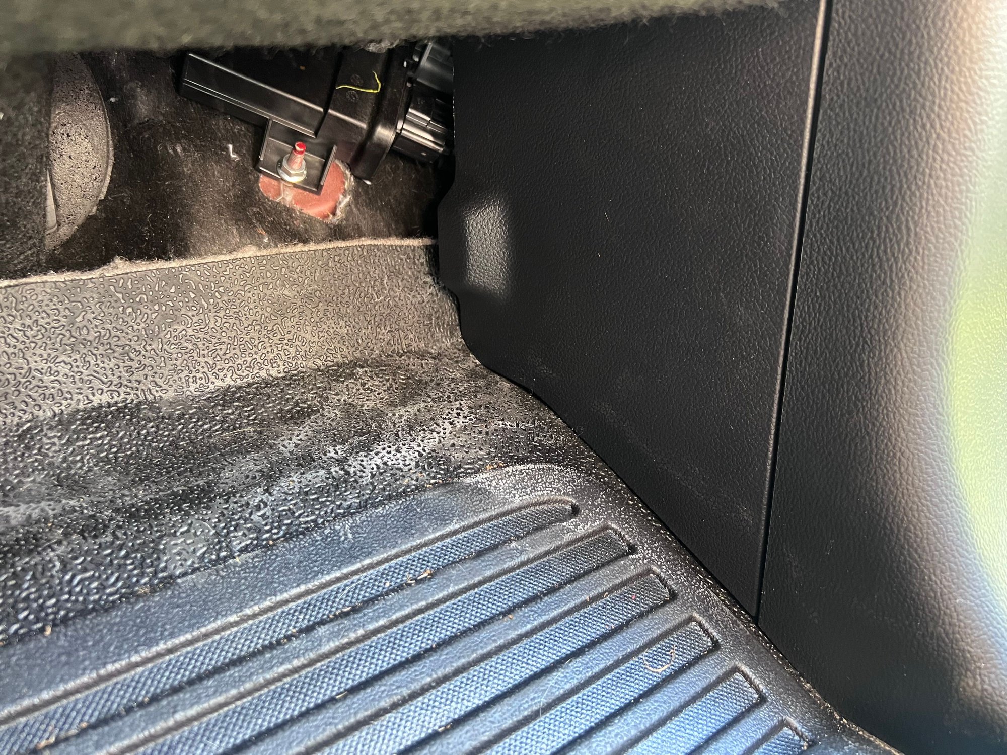 Passenger kick panel access door removal? - Ford Truck Enthusiasts Forums
