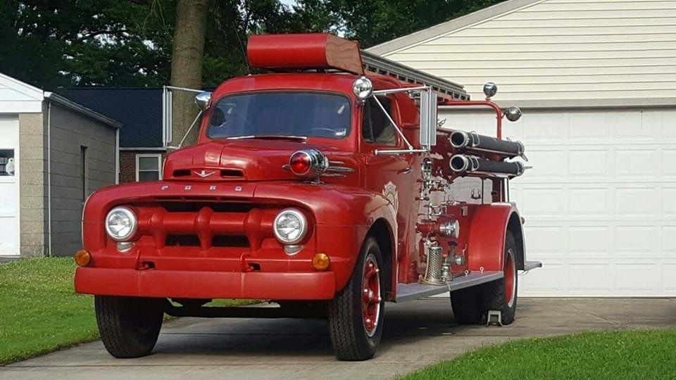 1952 Ford F7 American Fire Engine - so this happened yesterday - Ford ...