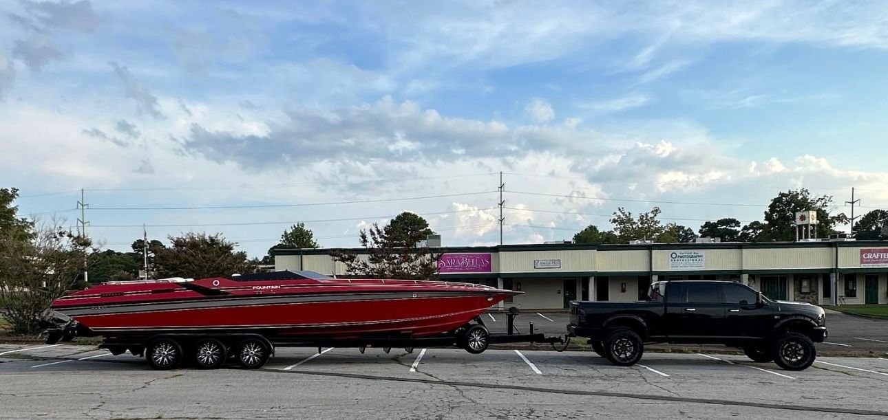 Looking for a 27' or bigger hull that needs power... - Offshoreonly.com