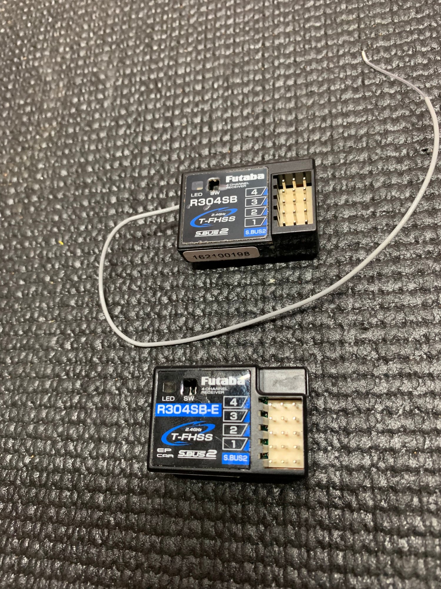 2 futaba T FHSS recievers r304sb and r304sb-e 4pk s 4pl - R/C Tech Forums