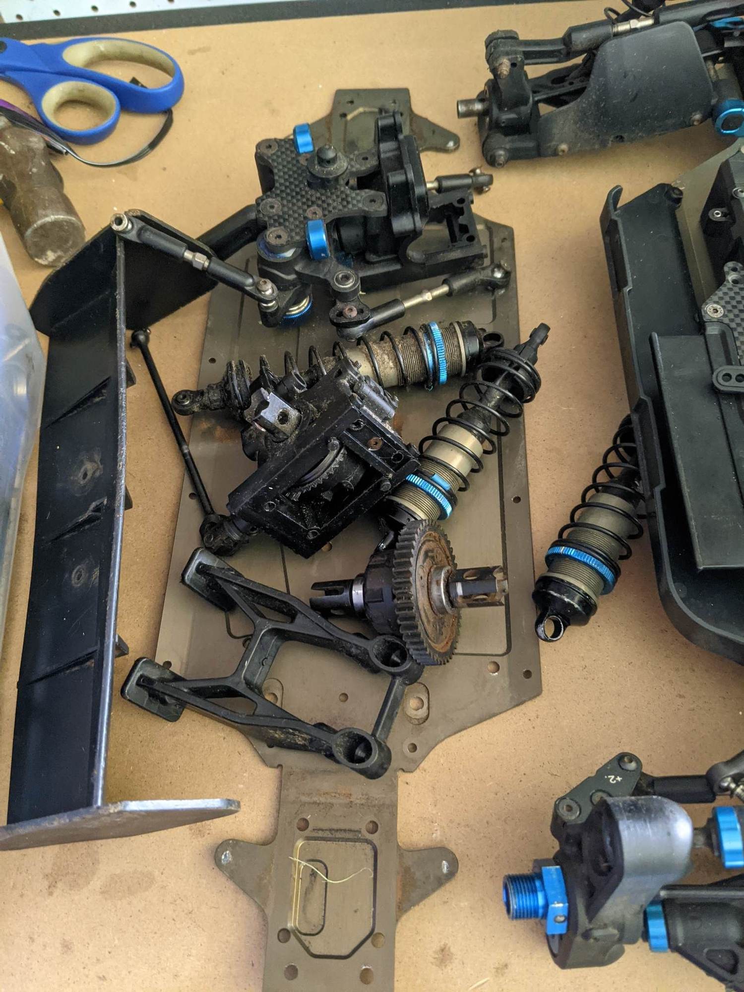 Rc8b3.1 + Spares - R/C Tech Forums