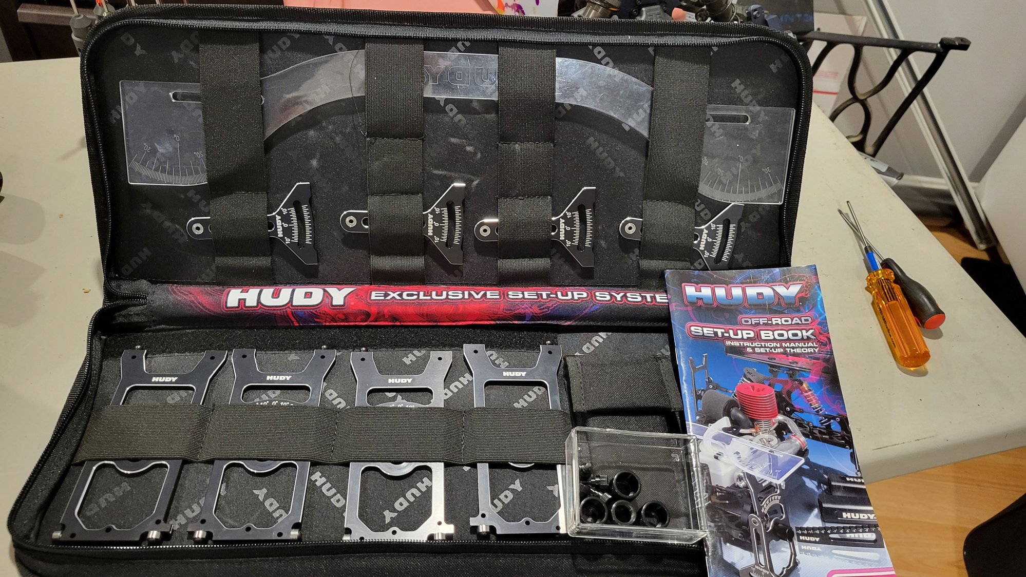 Hudy 1/8 off-road setup station with soft Case - R/C Tech Forums