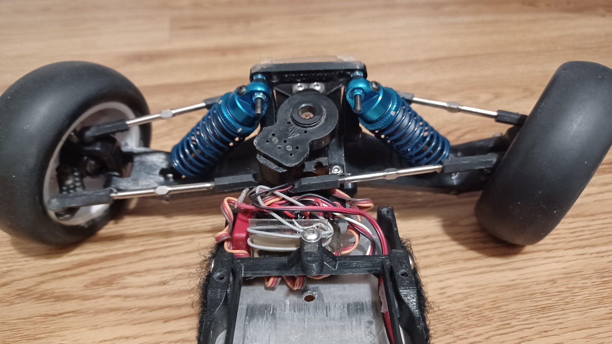 My custom designed ultralight 2wd buggy - R/C Tech Forums