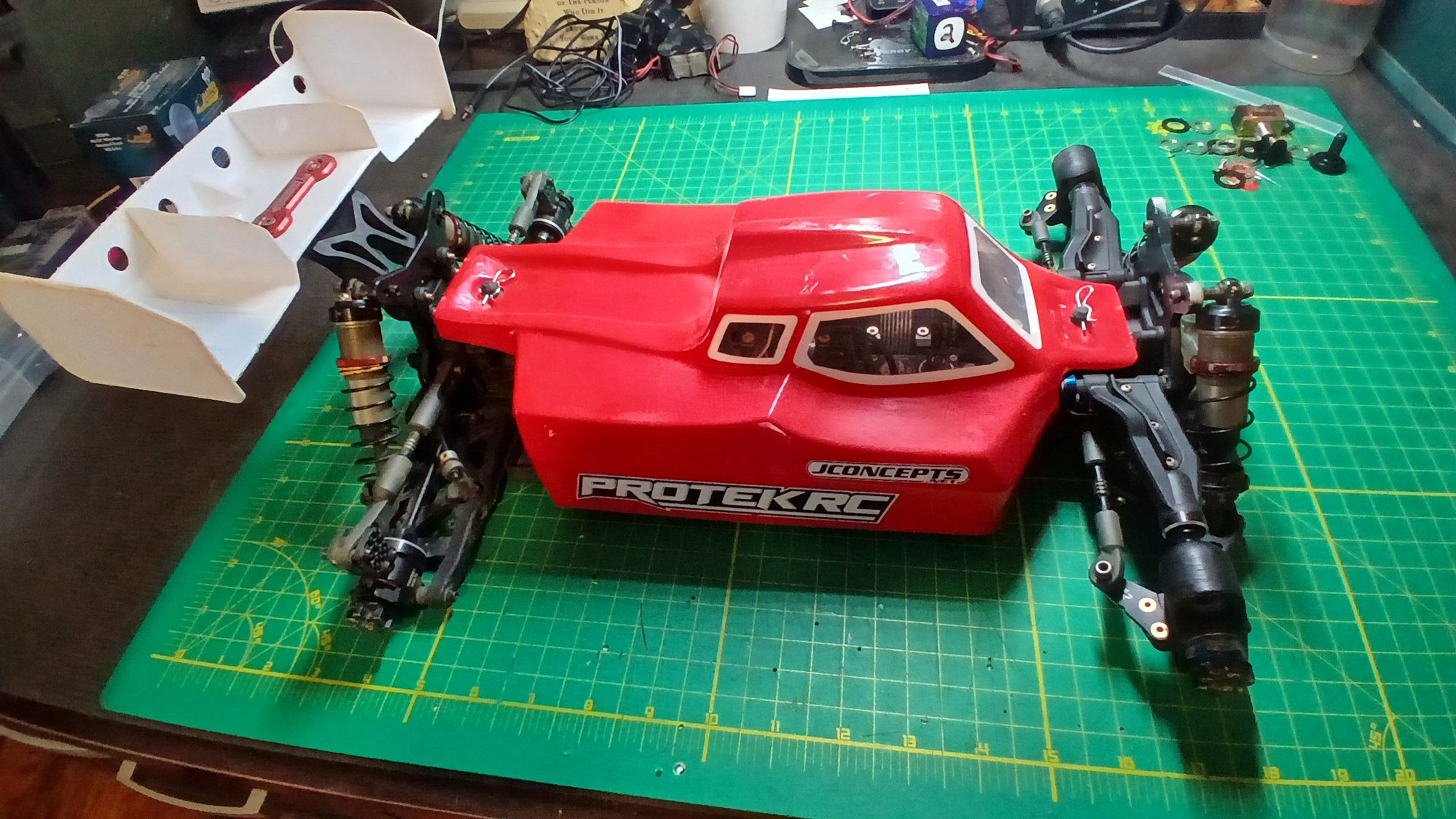 RC8B4e with electronics - R/C Tech Forums