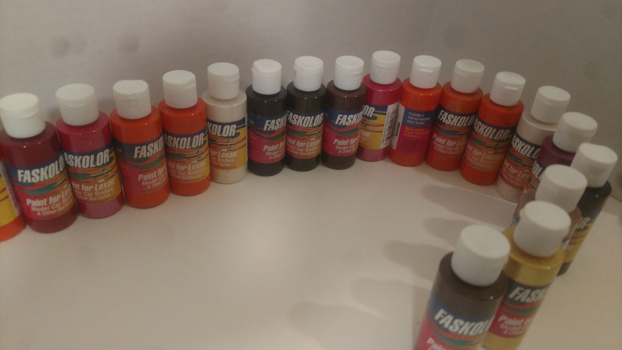 FASKOLOR PAINT LOT NEW SEALED - R/C Tech Forums