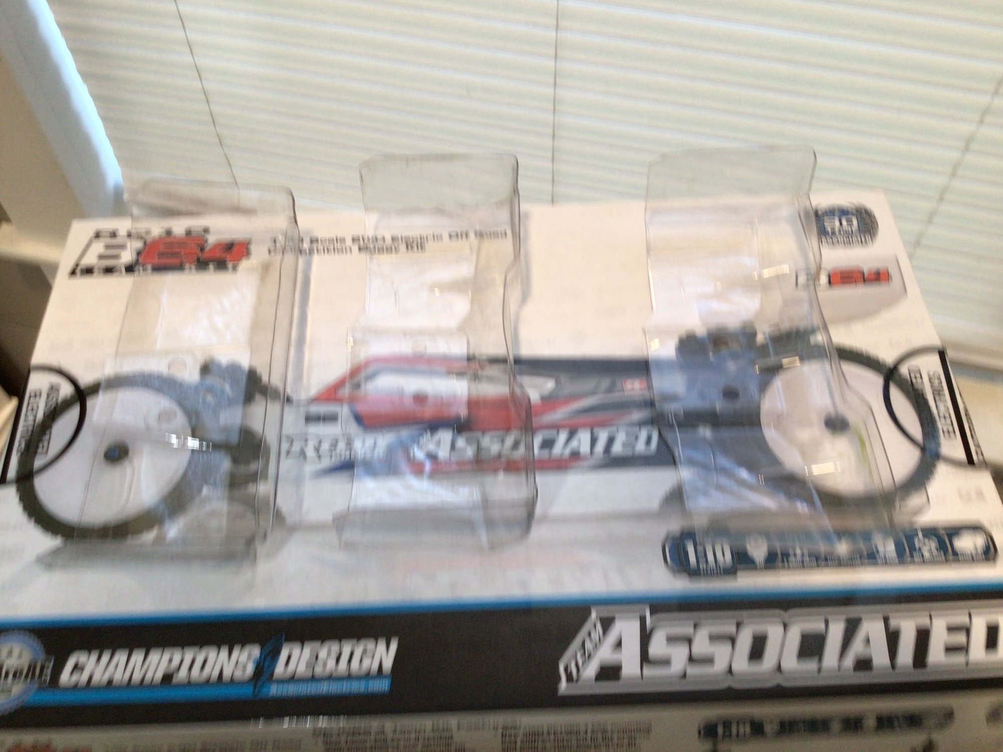 Team Associated B6.4 Carpet Racer - R/C Tech Forums